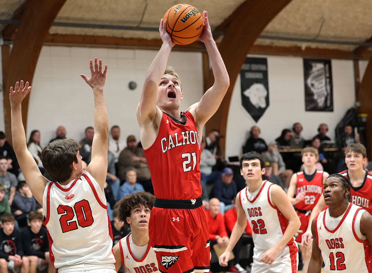 Rams shake off wild TD pass by Caleb Williams to force OT, beat Bears ...