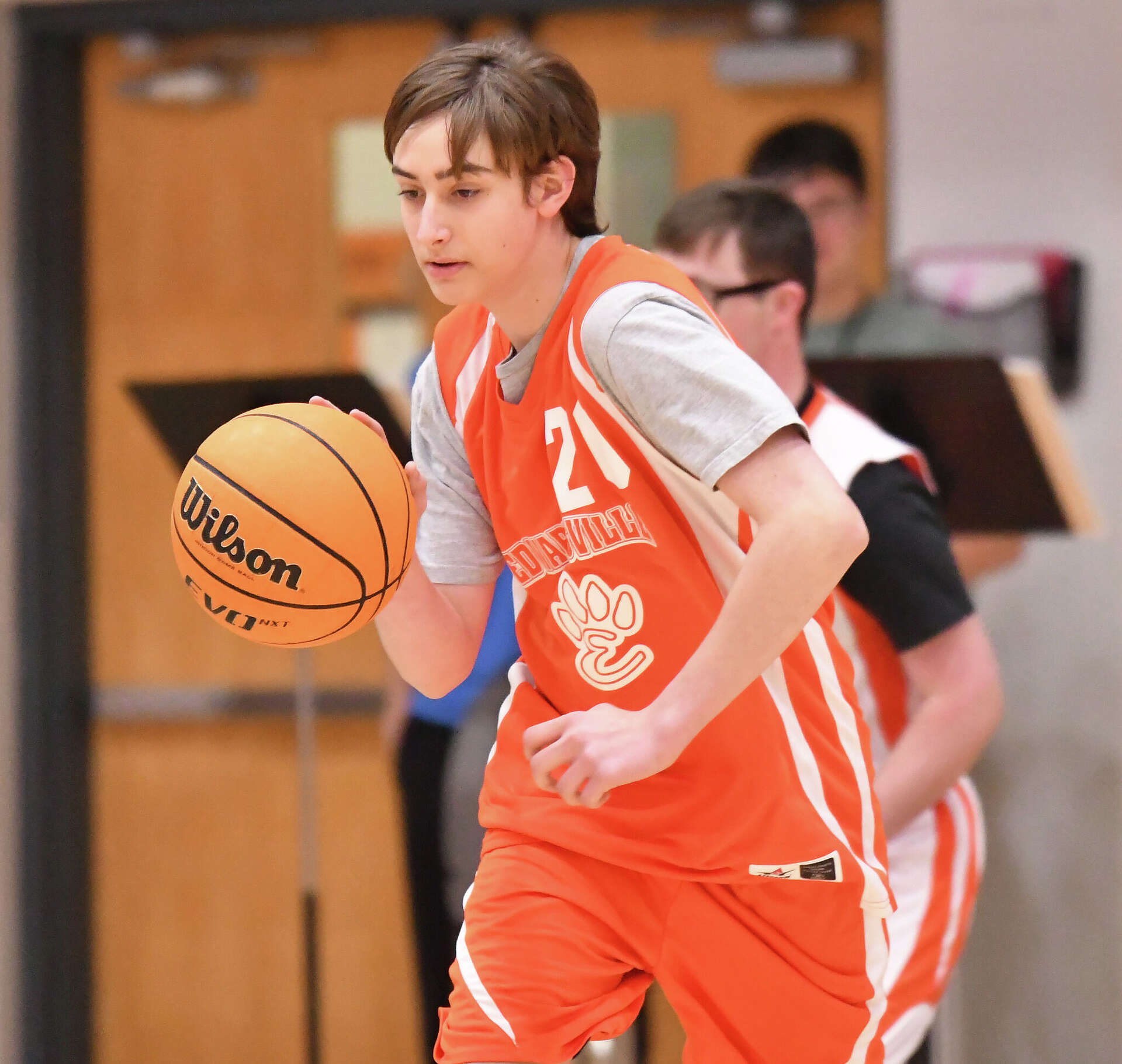 Edwardsville Unified Basketball showcases skills