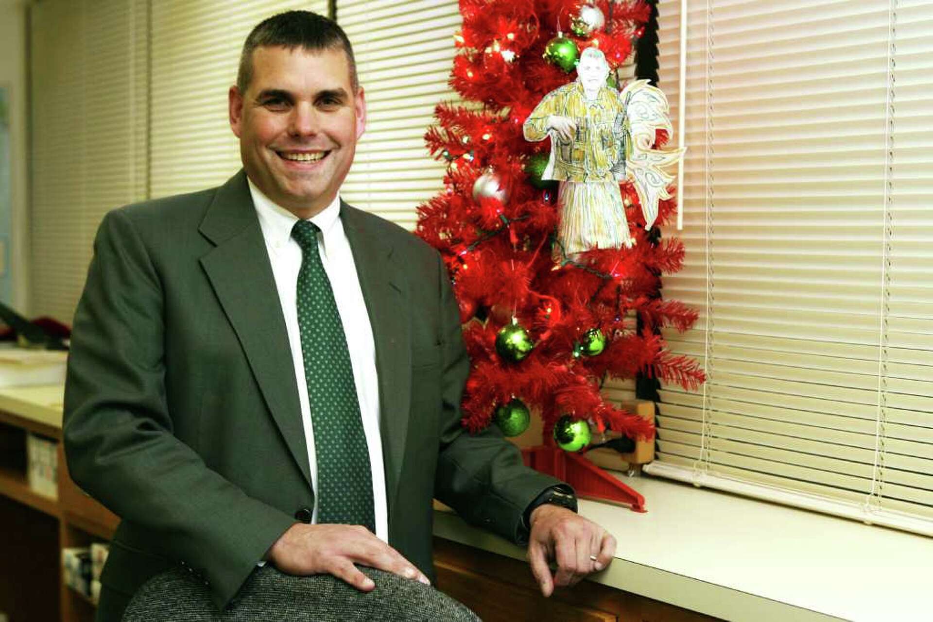 After tour in Afghanistan, prosectutor's back with family