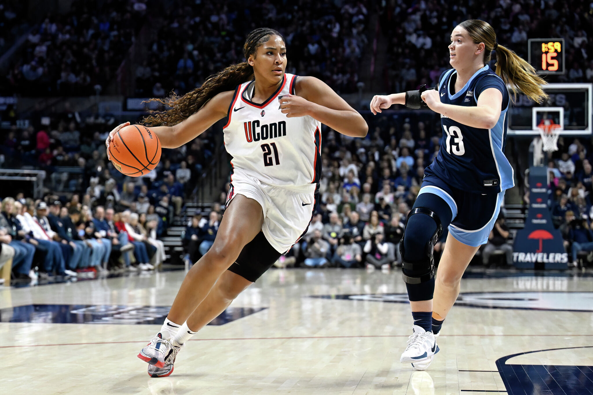 stefanie dolson uconn