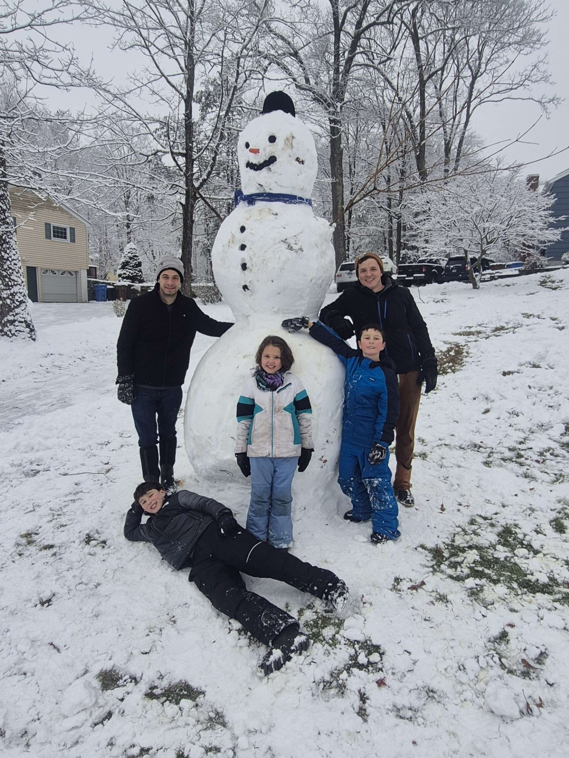 Family builds 9-foot snowman in Shelton front yard, resident says