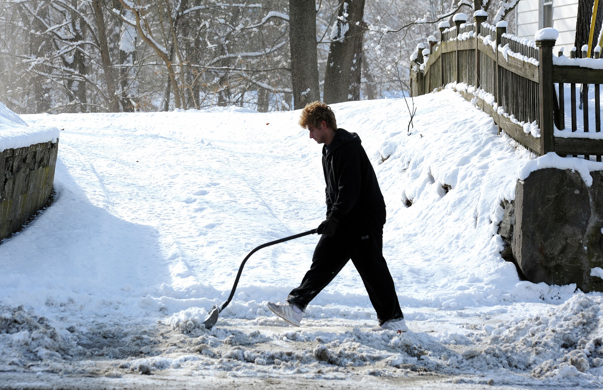 Winter storm could bring more snow to CT this weekend, NWS says