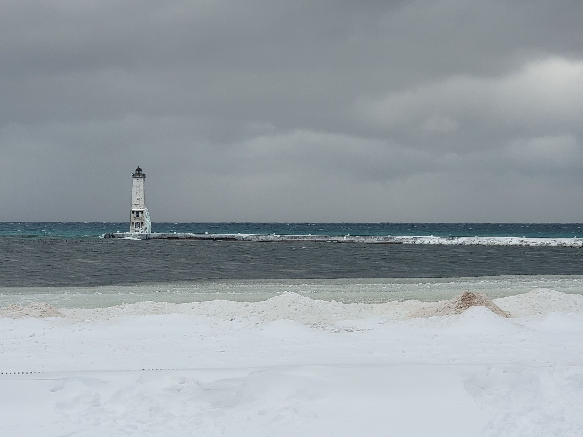 Kleven, Stutzle score early as Senators beat Blue Jackets 4-1