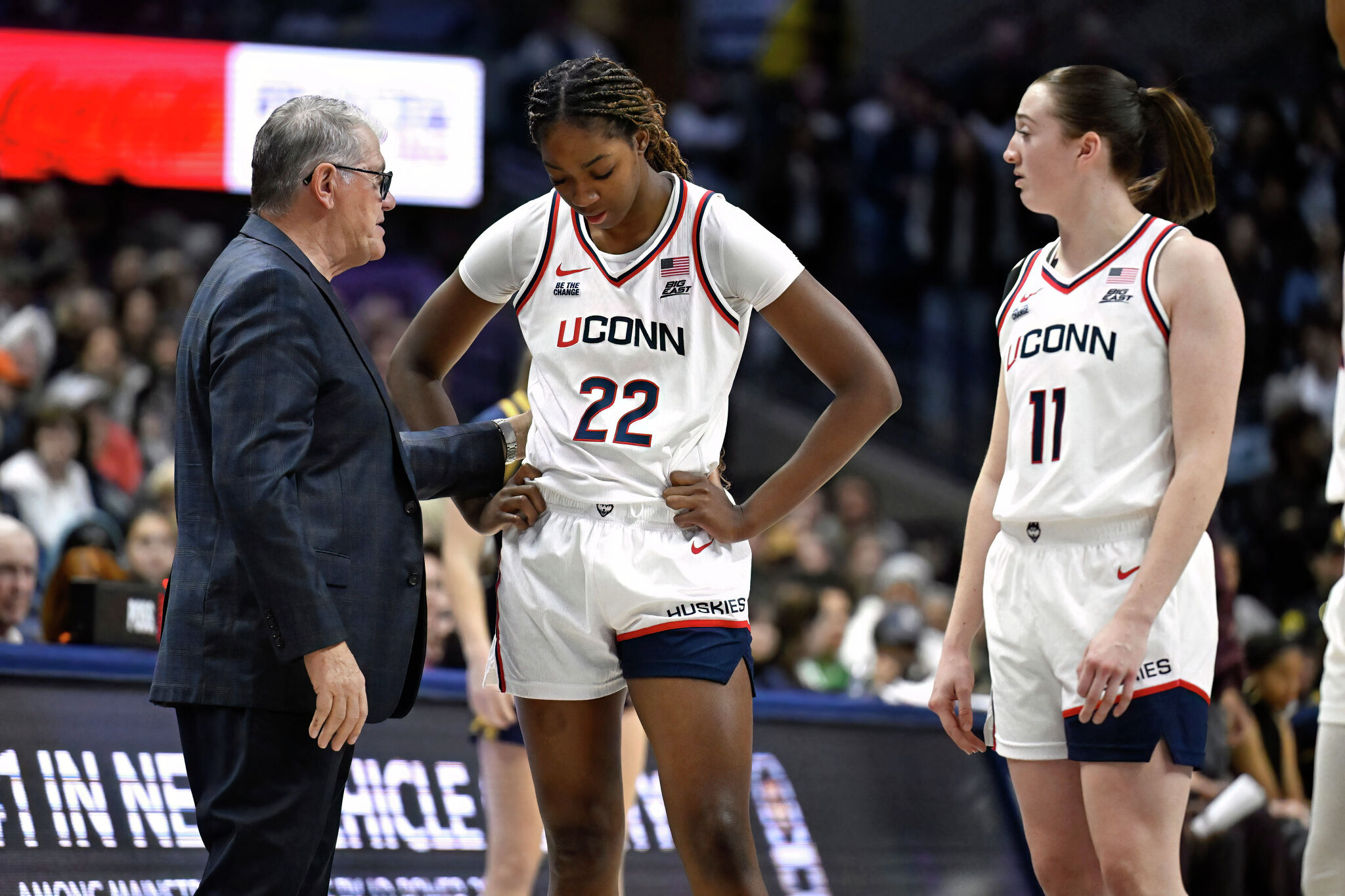 Tempers fly as Portland selectmen pass Elmcrest text amendment