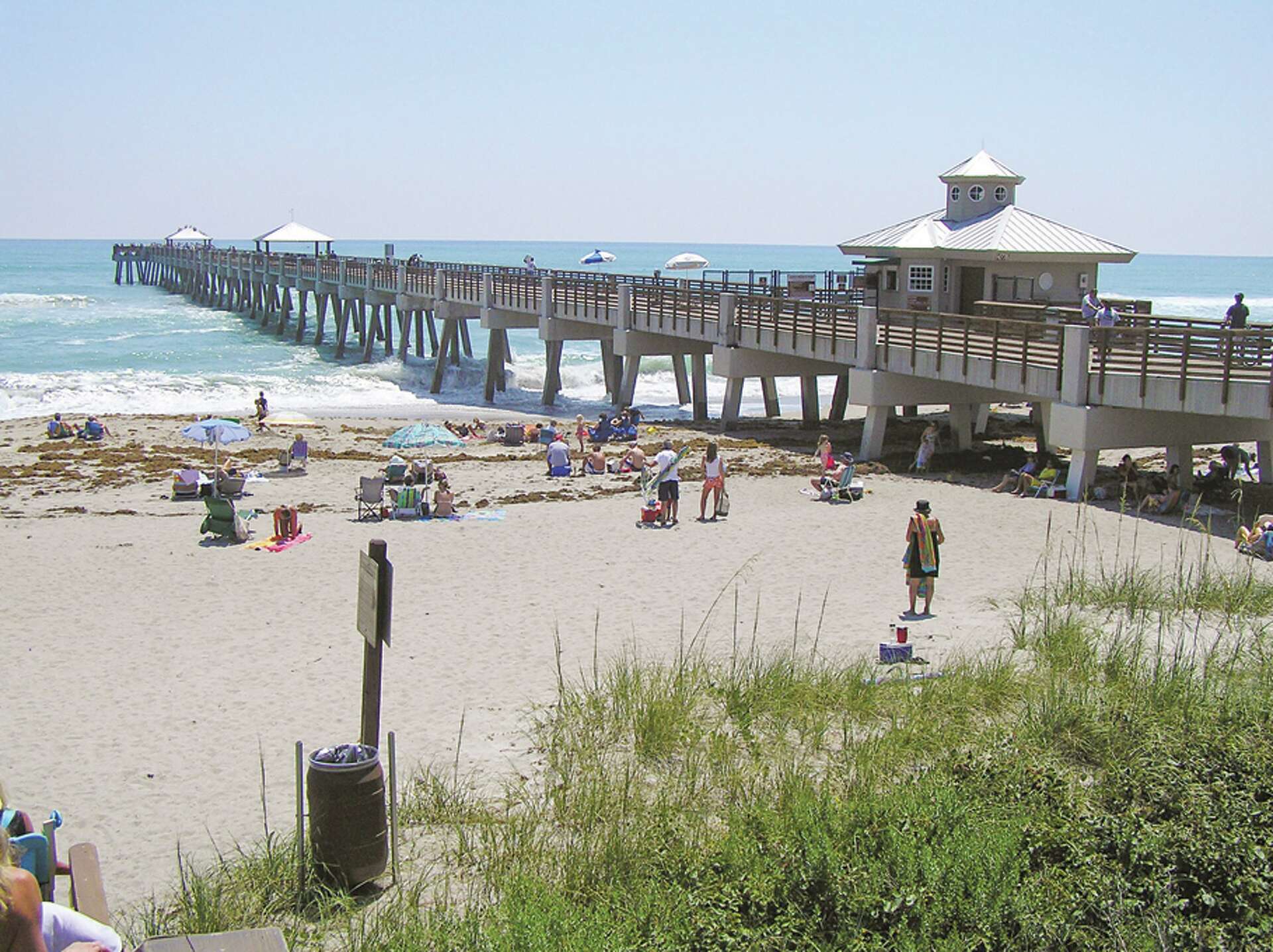 Florida Beaches (Without BP): The only oil you'll see here is slathered ...