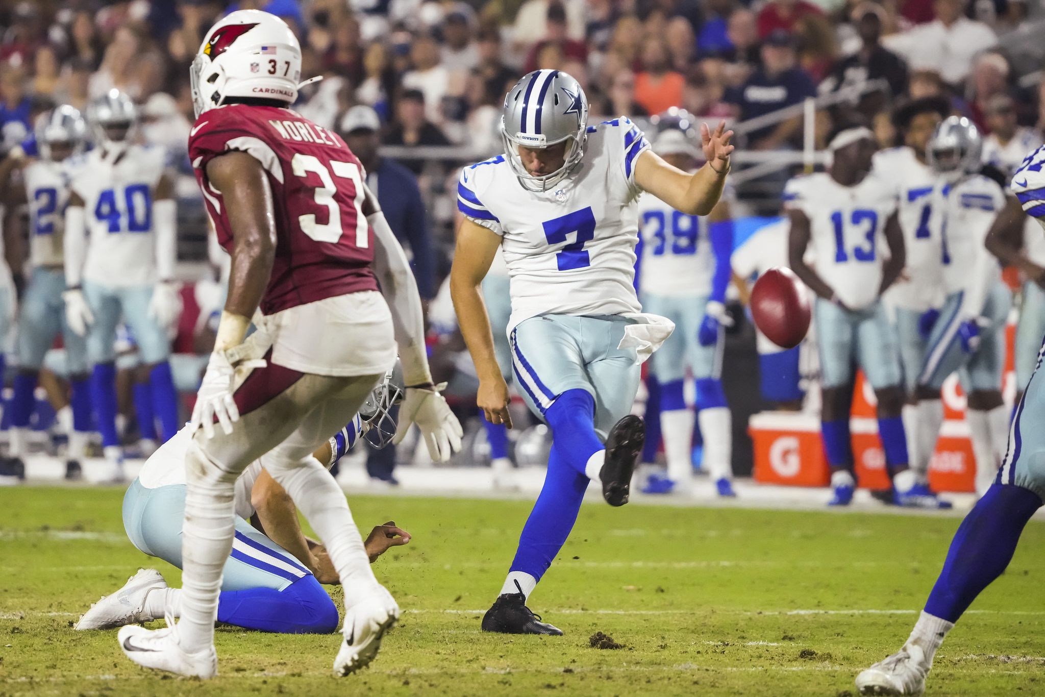 Cowboys sign kicker Lirim Hajrullahu, waive Hunter Niswander