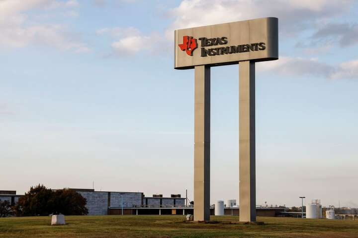 Dallas-based Texas Instruments buys Austin chip maker in $7.5 billion deal