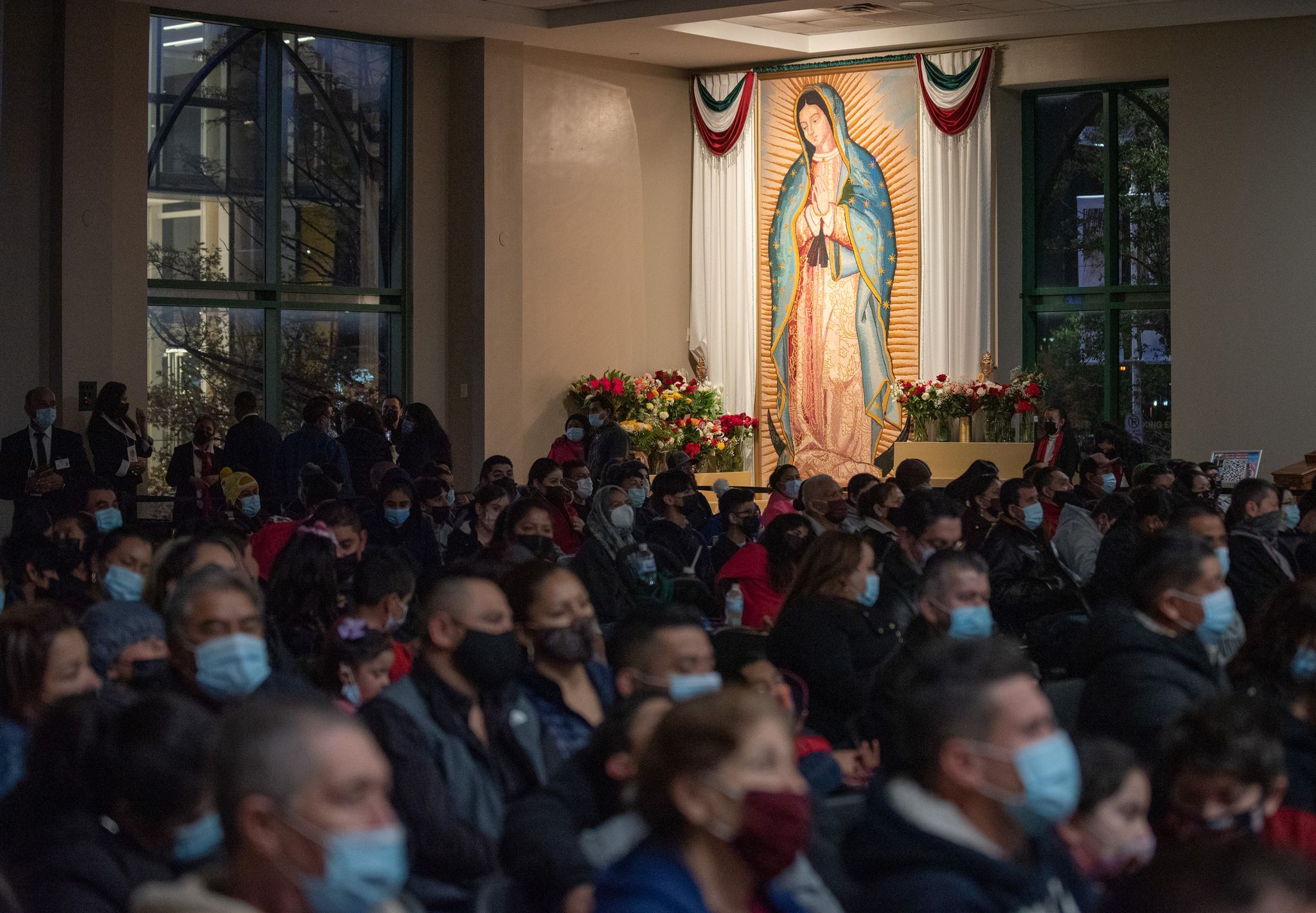 Mañanitas a la Virgen de Guadalupe en la Catedral de Dallas este 12 de ...