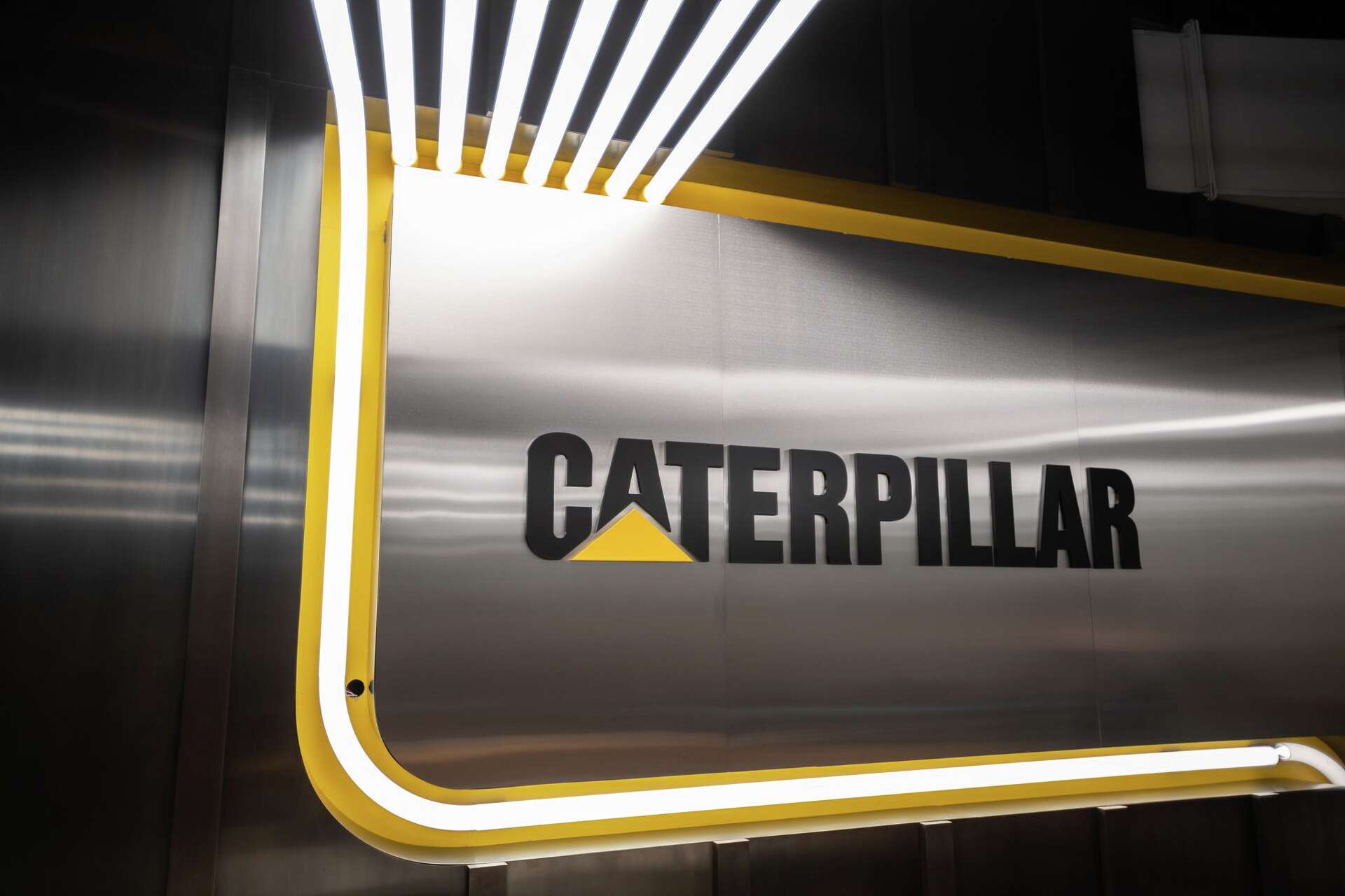 Caterpillar buys property to expand D-FW HQ