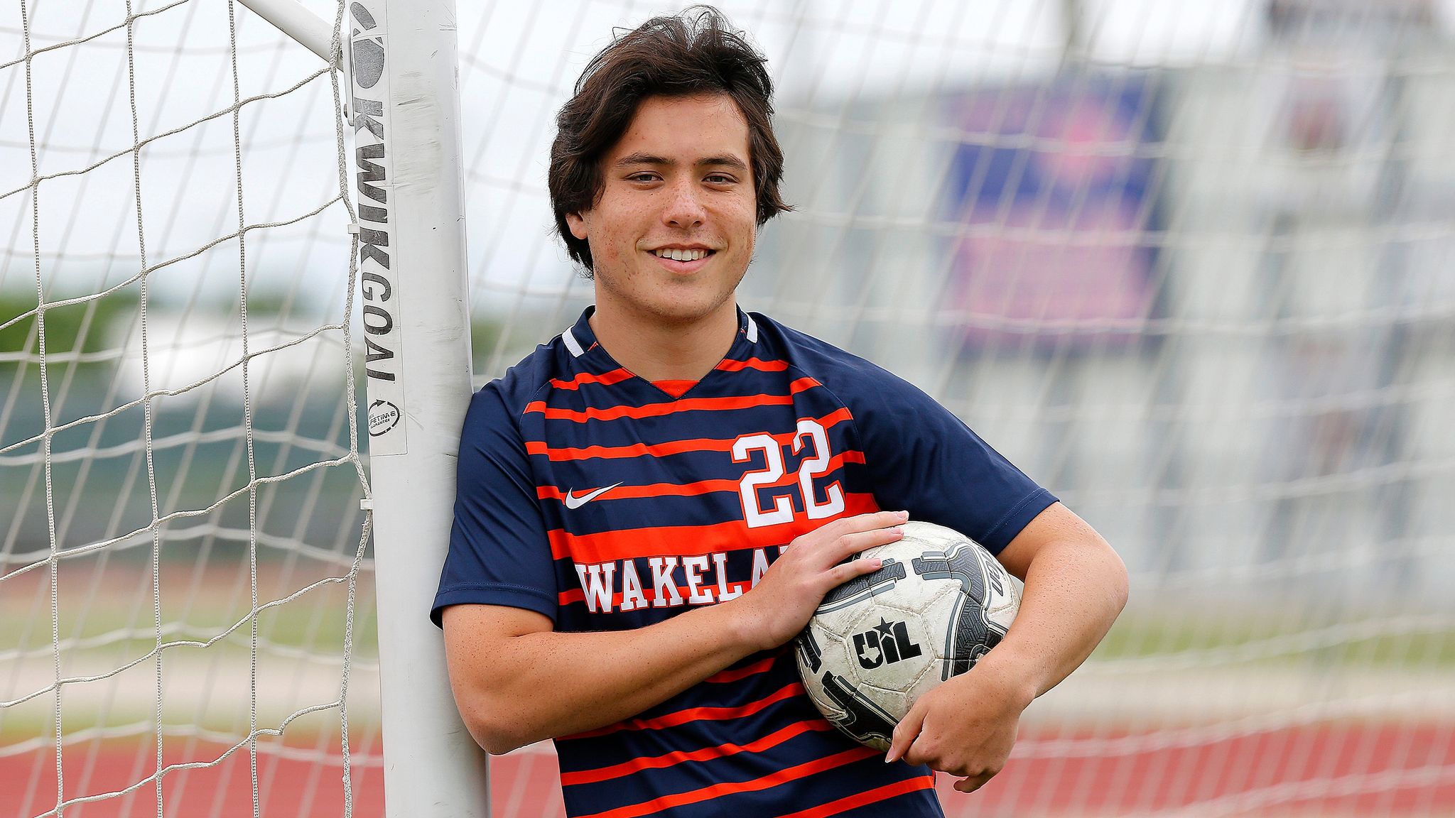 Brennan Bezdek named Gatorade Texas Soccer Player of the Year