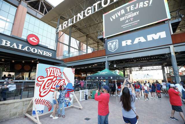 Viva Tejas: Ranges festejan a sus fans hispanos por primera vez en 50 ...