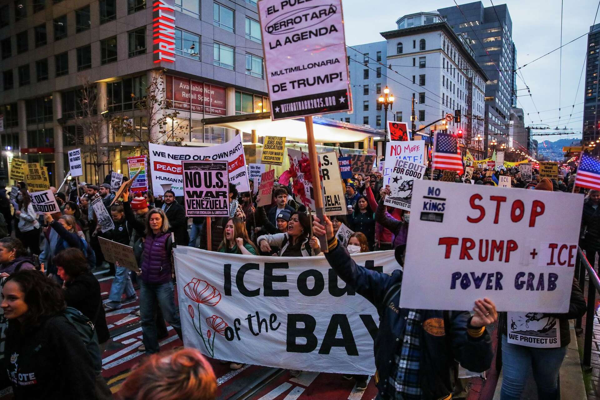San Francisco Trump protest draws hundreds to Civic Center