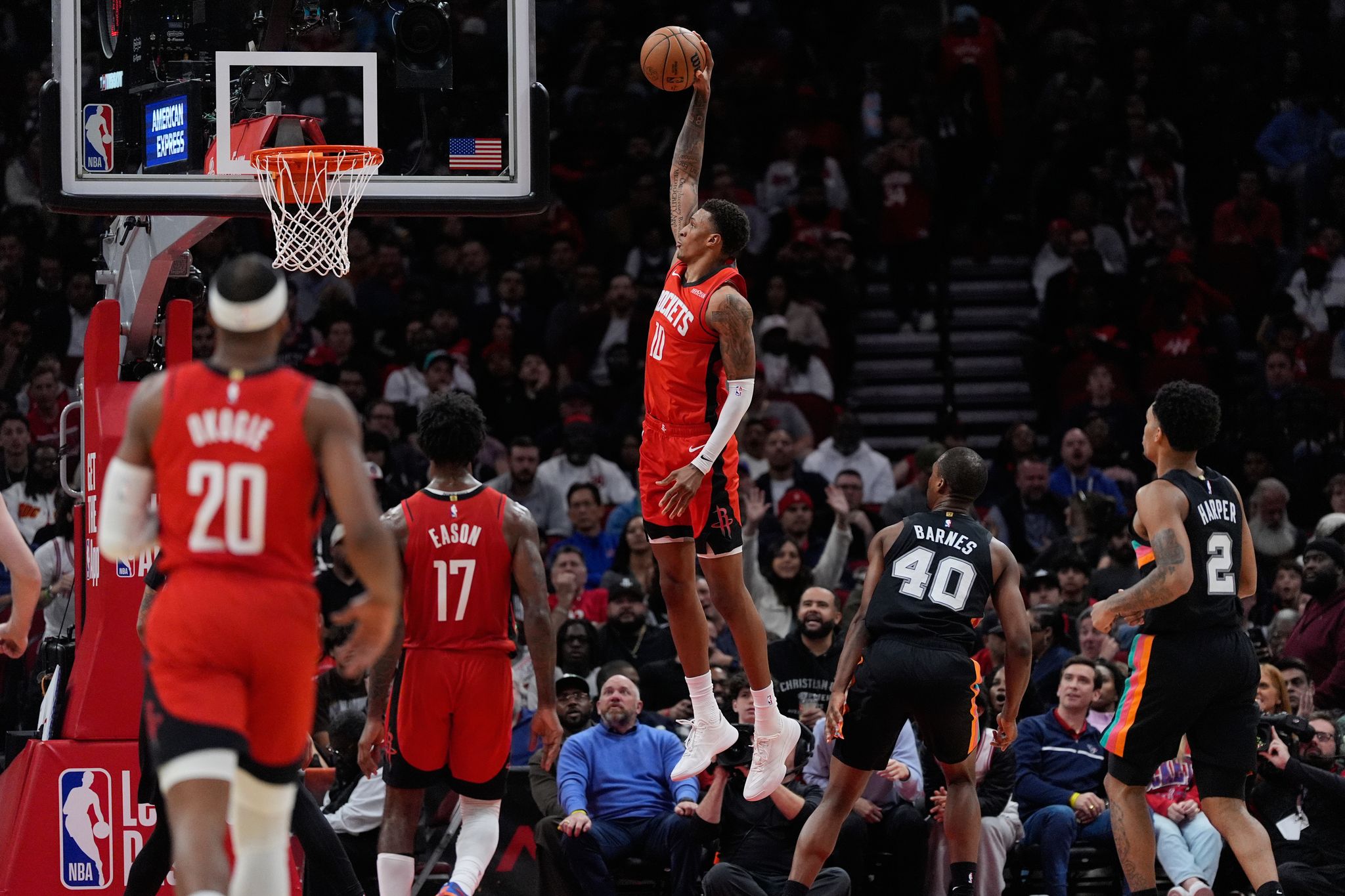 Sengun roza el triple-doble y lidera la remontada de los Rockets para ...