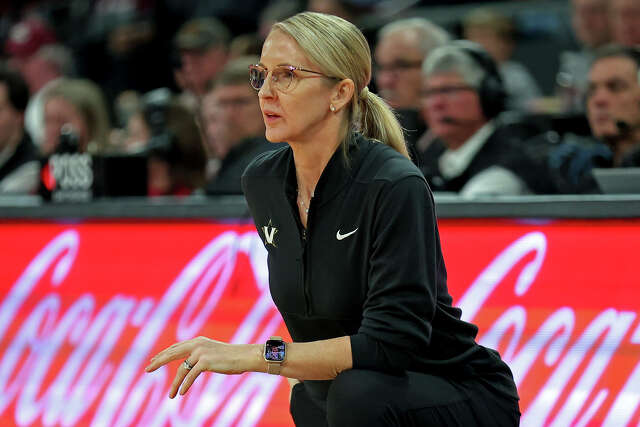 UConn to welcome back Shea Ralph with series vs. Vanderbilt