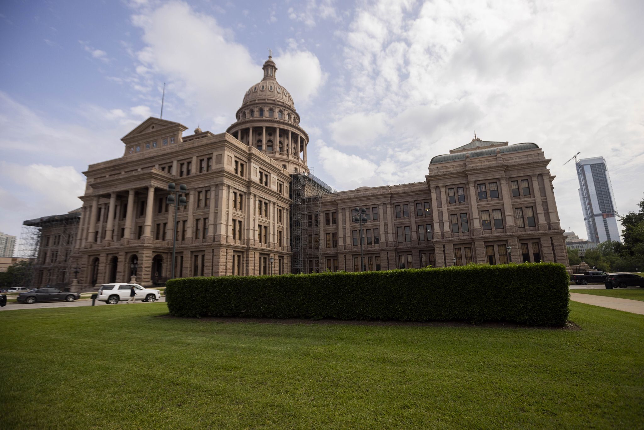 Don't totally ban Texas cities from taxpayer-funded lobbying