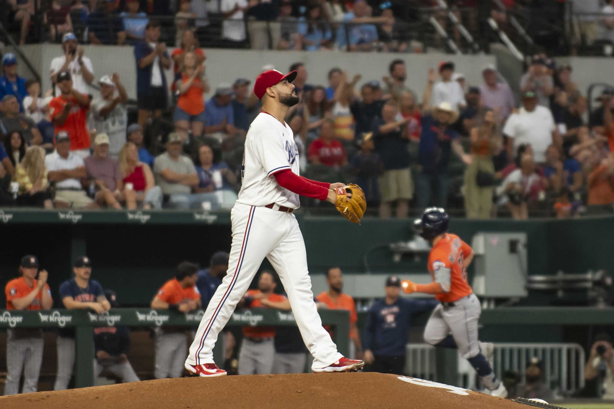 Rangers' Martín Pérez talks command issues in flat start vs. Astros