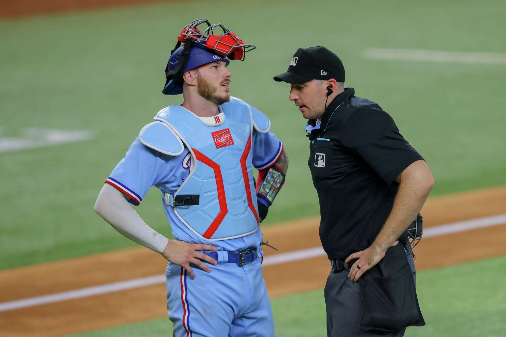 Rangers place All-Star catcher Jonah Heim on IL