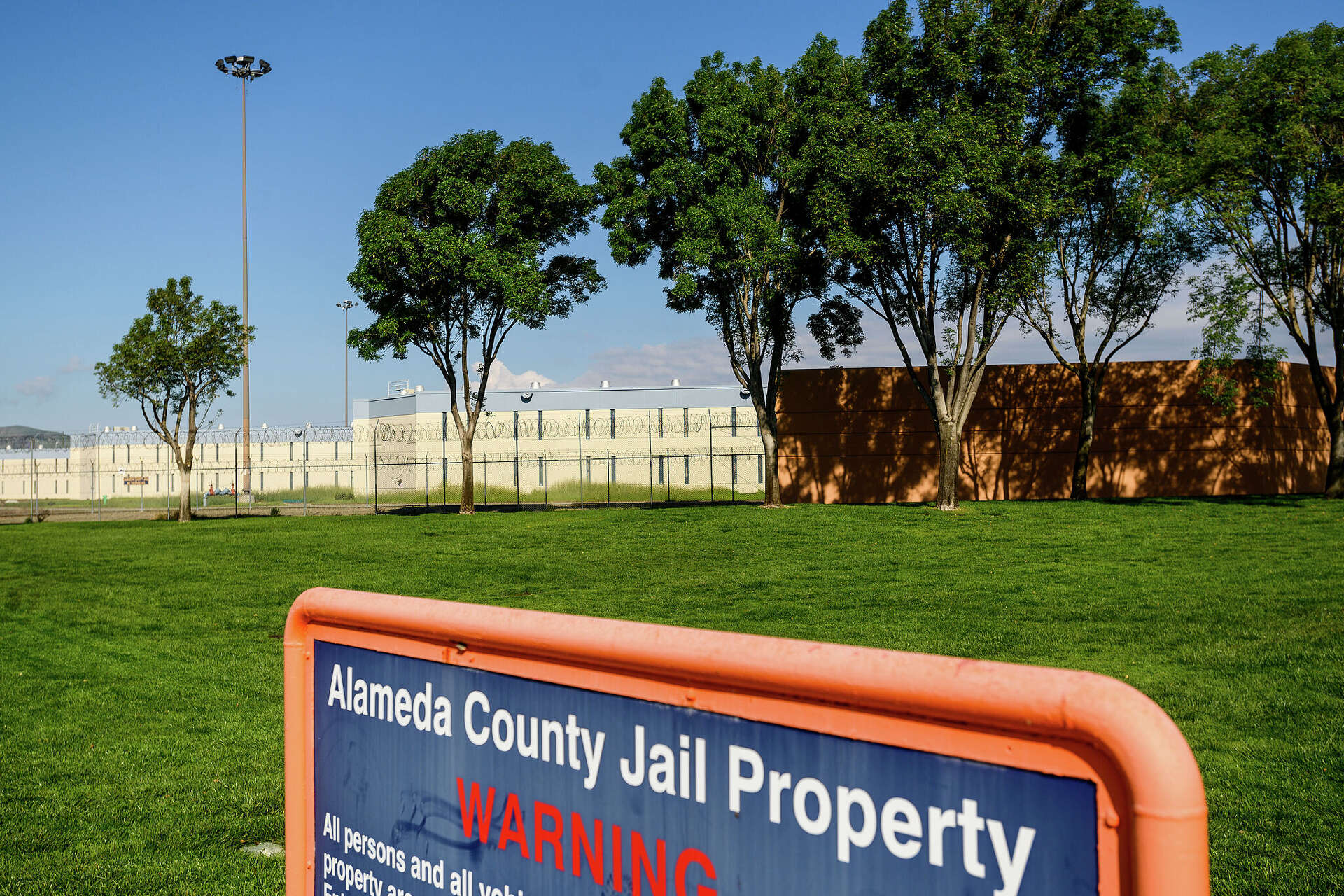 To curb drug smuggling, Bay Area jail rolls out new mail system