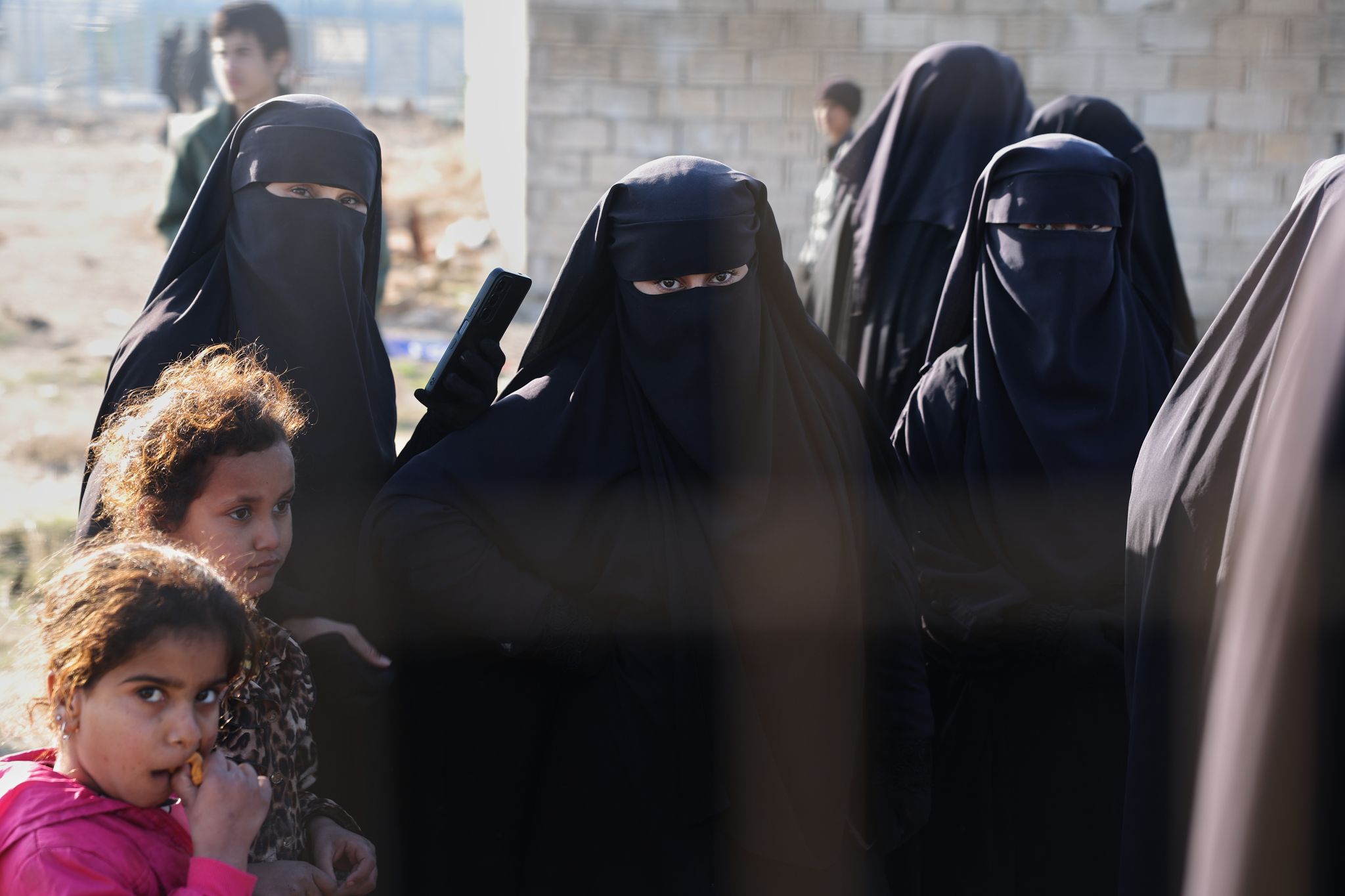 Why Islamic State group prisoners in northeast Syria are being ...