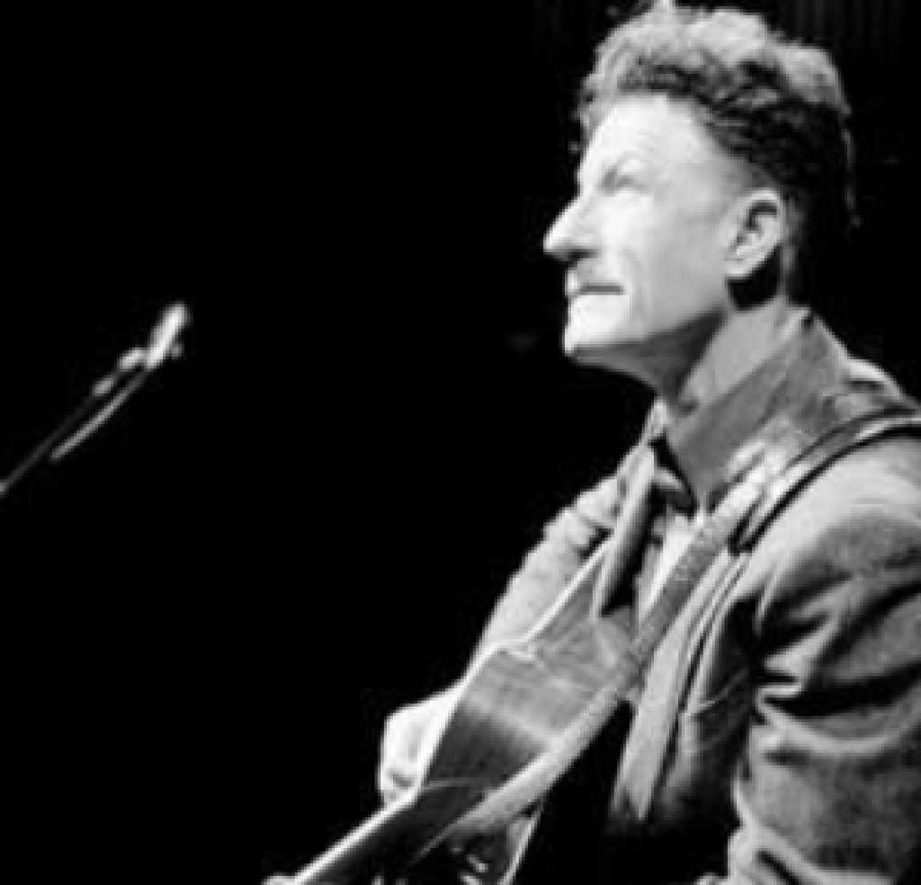 Lovett's back with old, new songs