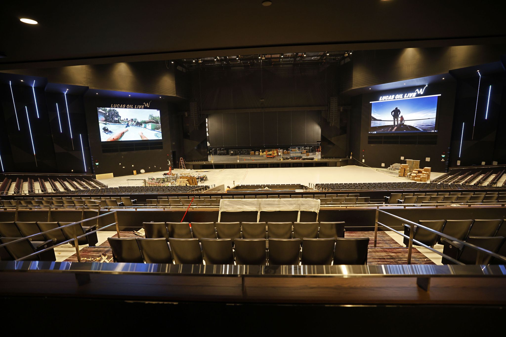 Go inside Winstar's new 6,500-seat entertainment venue Lucas Oil Live