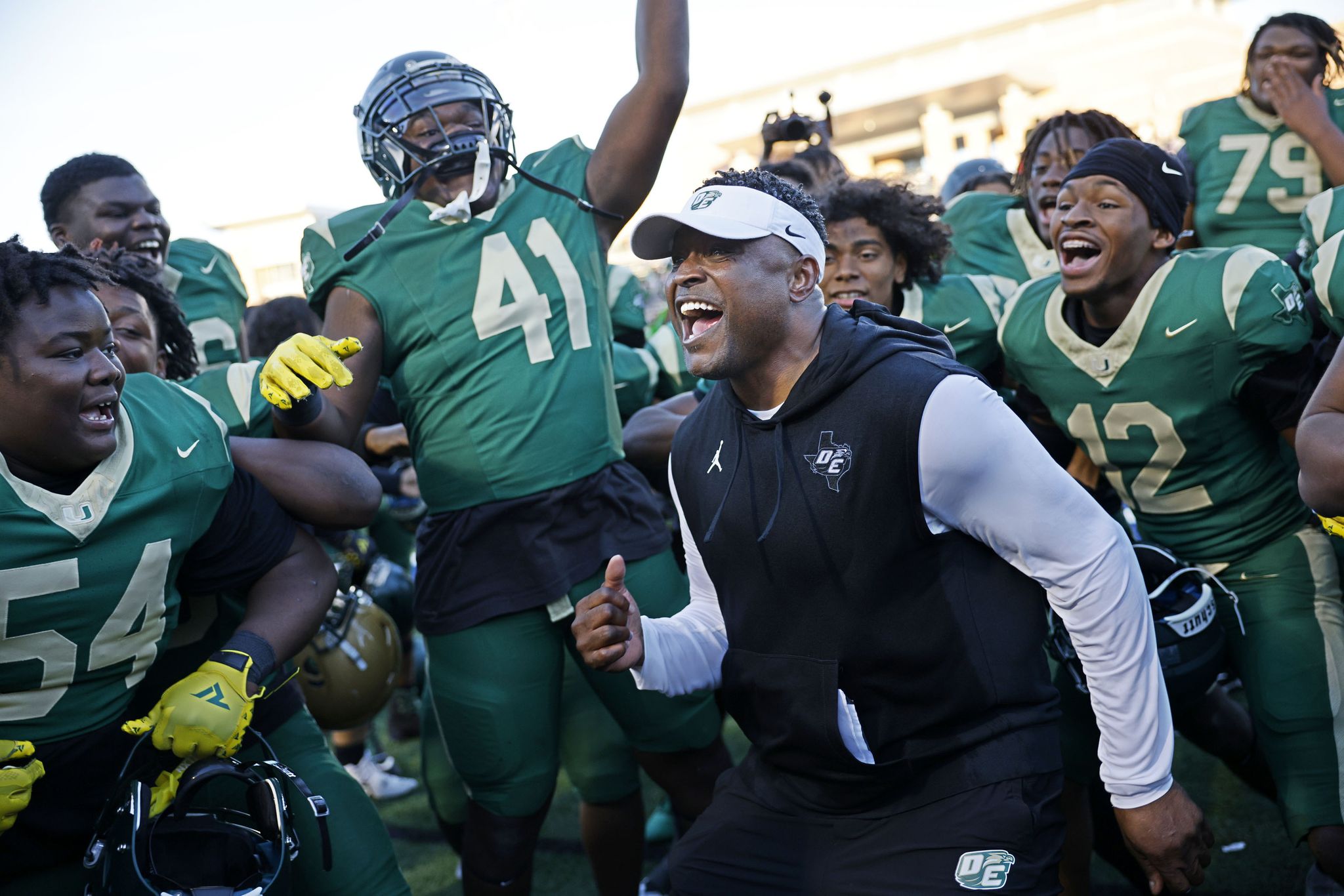 Everything to know for the DeSoto-Summer Creek 6A Div. II state title game
