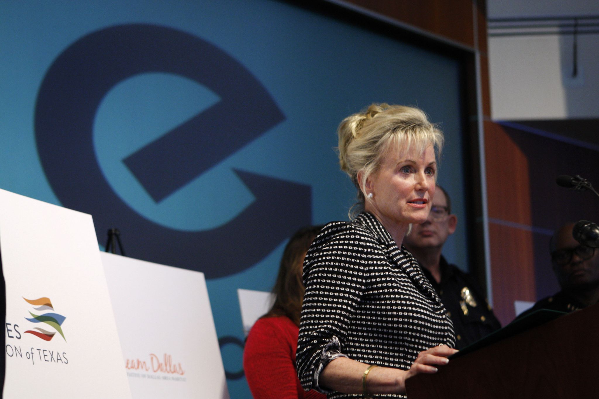 Dallas philanthropist Toni Brinker Pickens dies at 74
