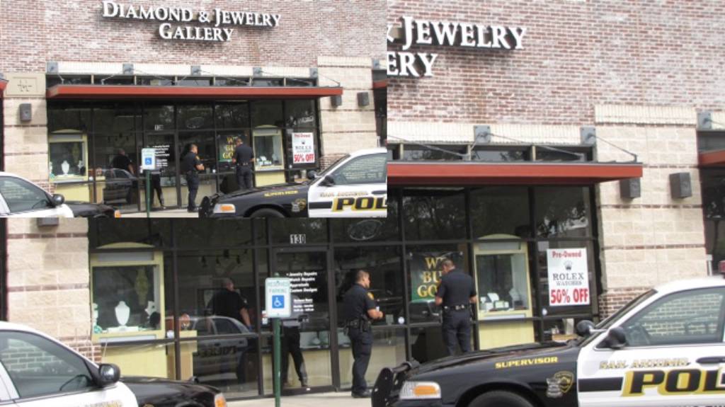 Trio sought in jewelry store robbery