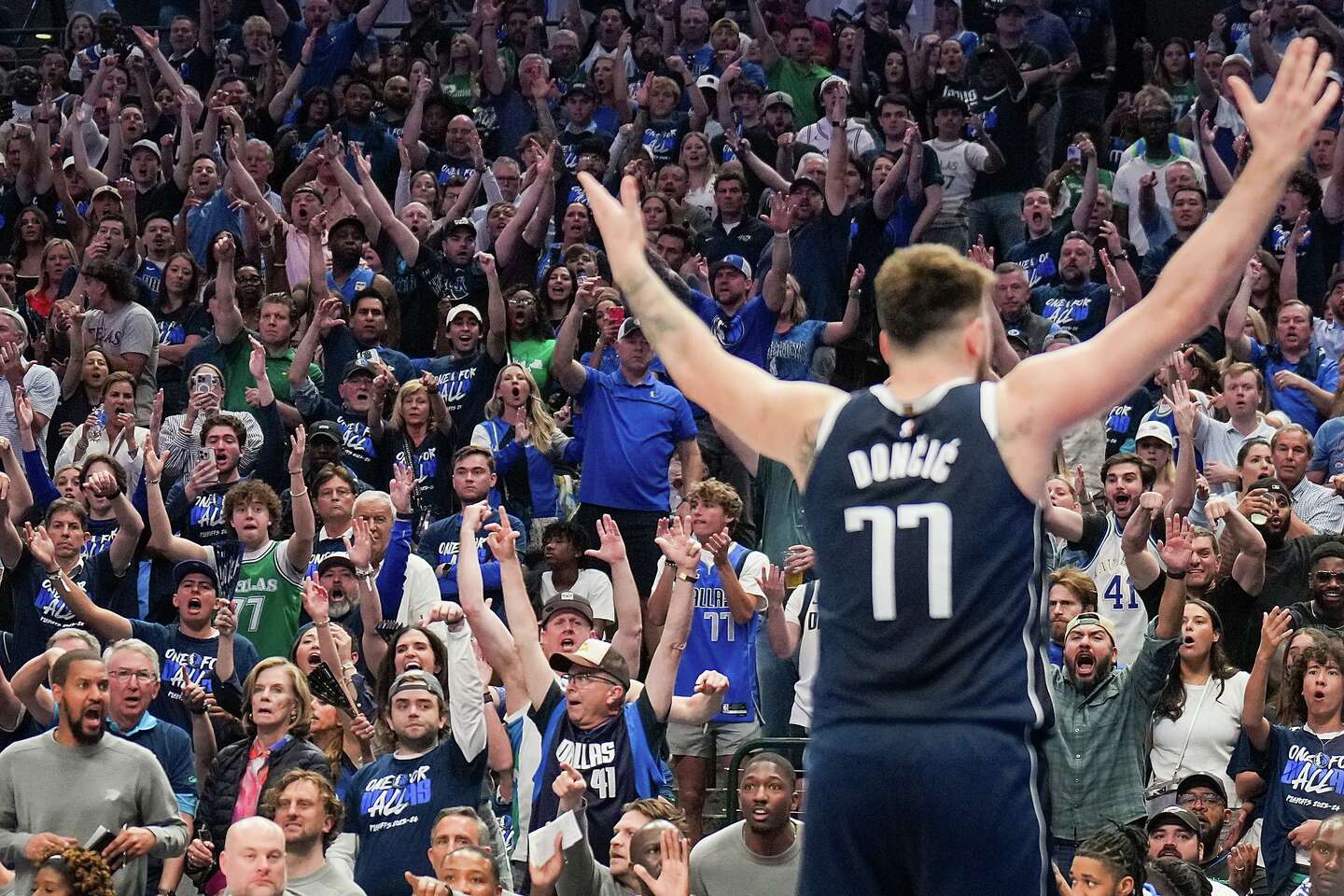 What's an MFFL? What to know about Mavs fans during the NBA Finals