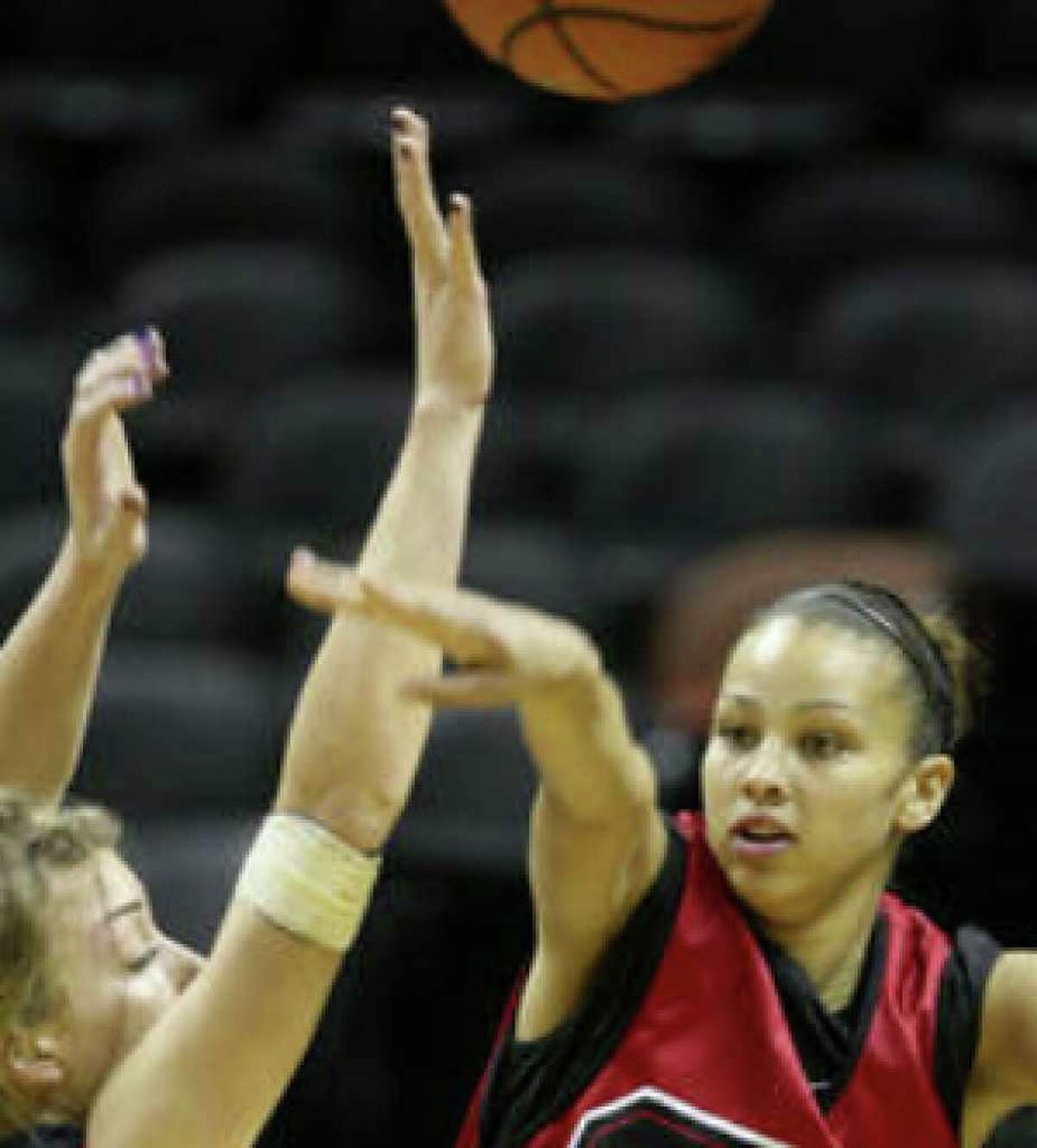 Texas Tech's Roberson is home on the road