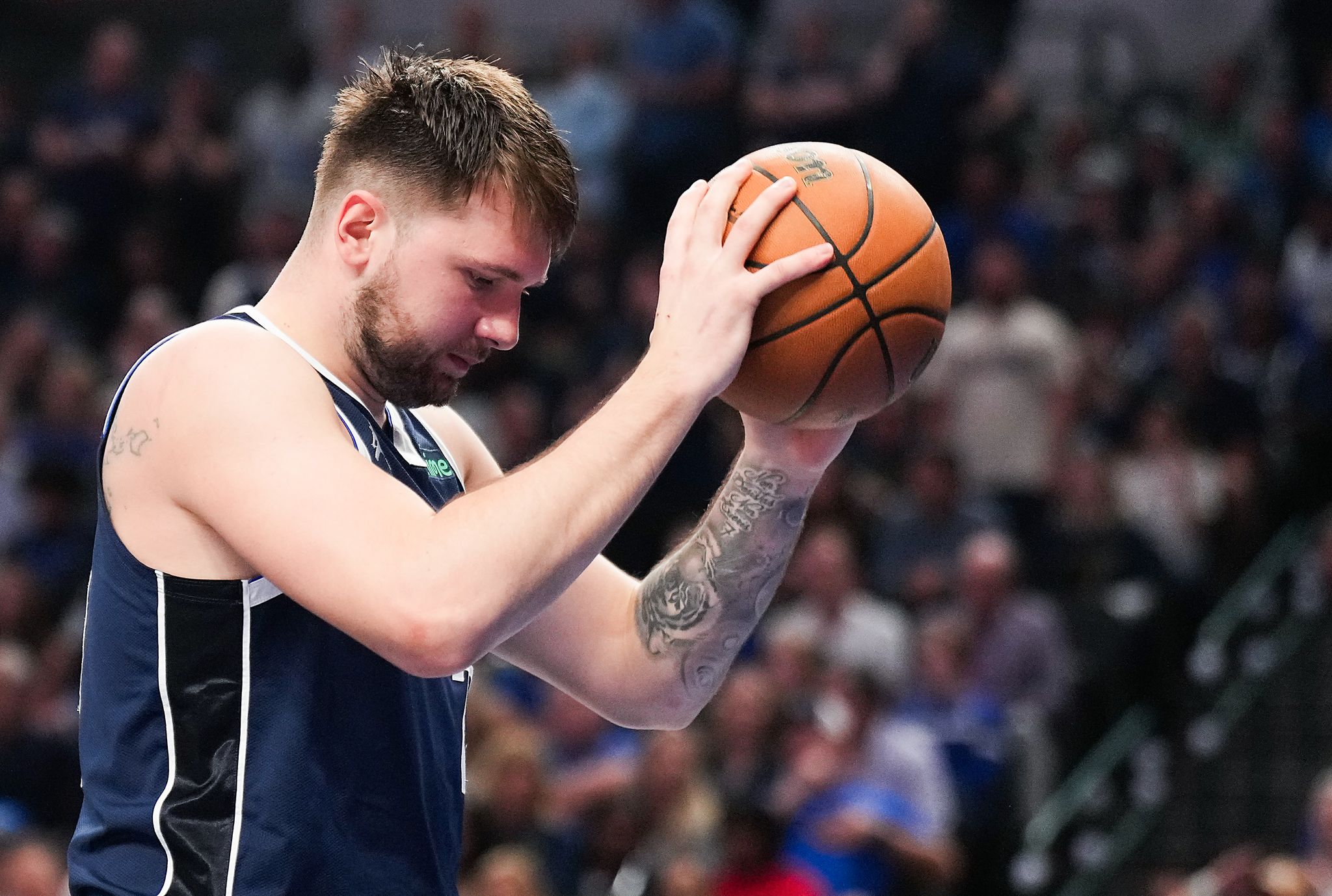 Dallas Mavericks' Luka Doncic has left calf contusion