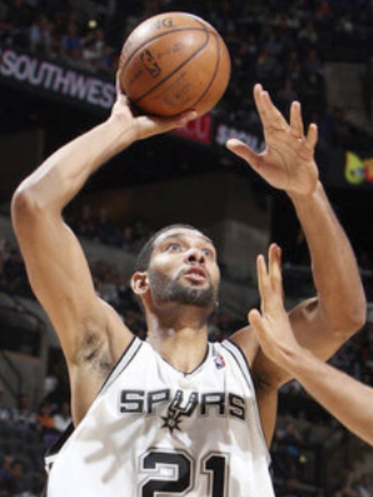 Parker, Spurs look sharp in rout