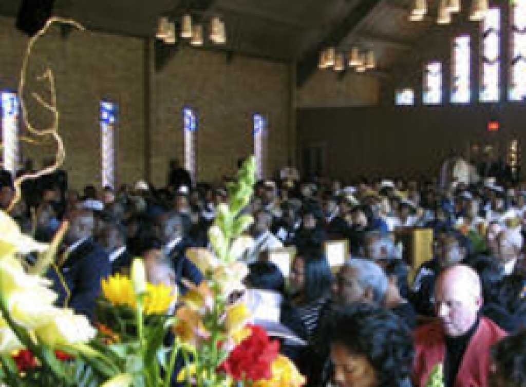 Pastor's life celebrated by multitudes at service