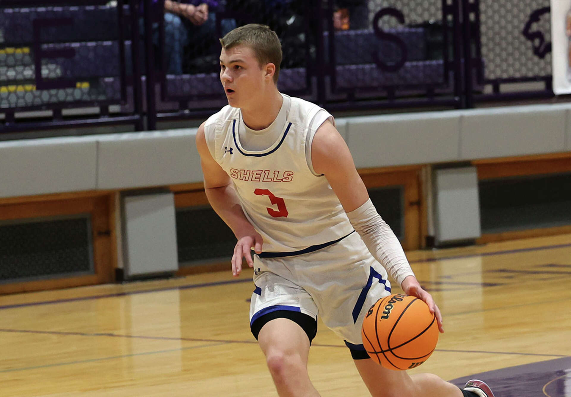 Shells win tiebreaker, Marquette wins game to set up Litchfield date