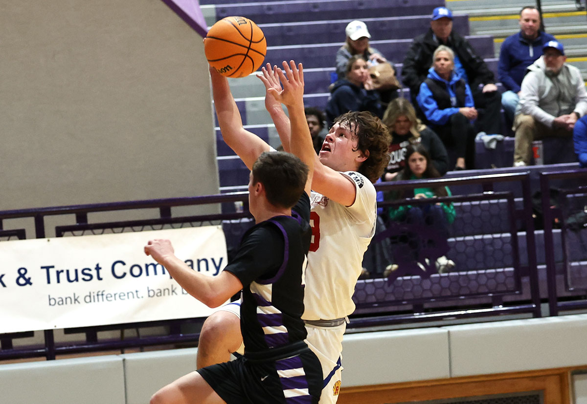 Shells win tiebreaker, Marquette wins game to set up Litchfield date