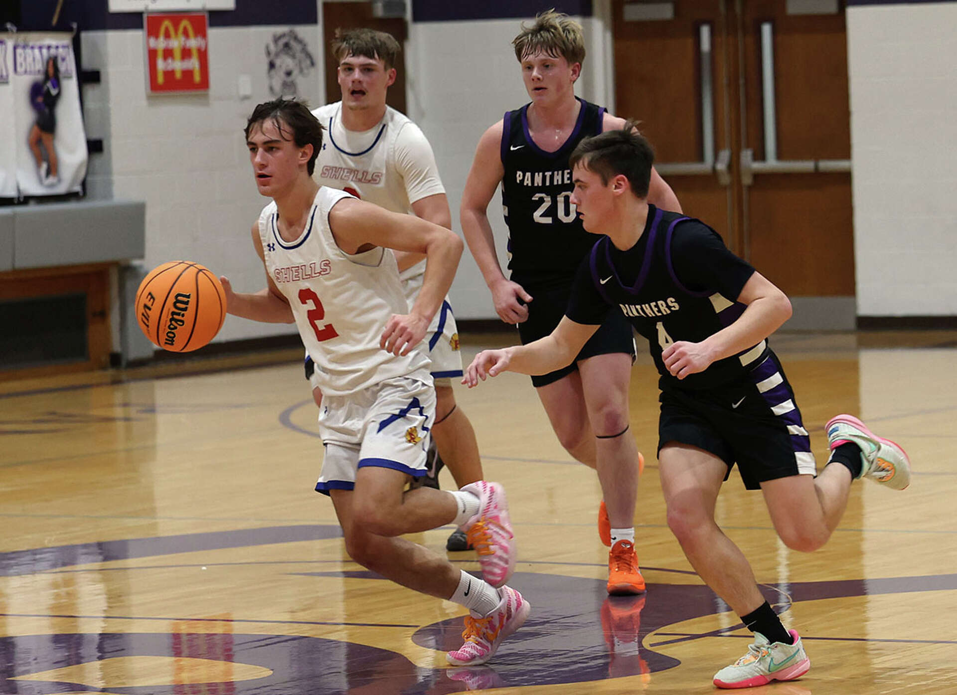 Shells win tiebreaker, Marquette wins game to set up Litchfield date