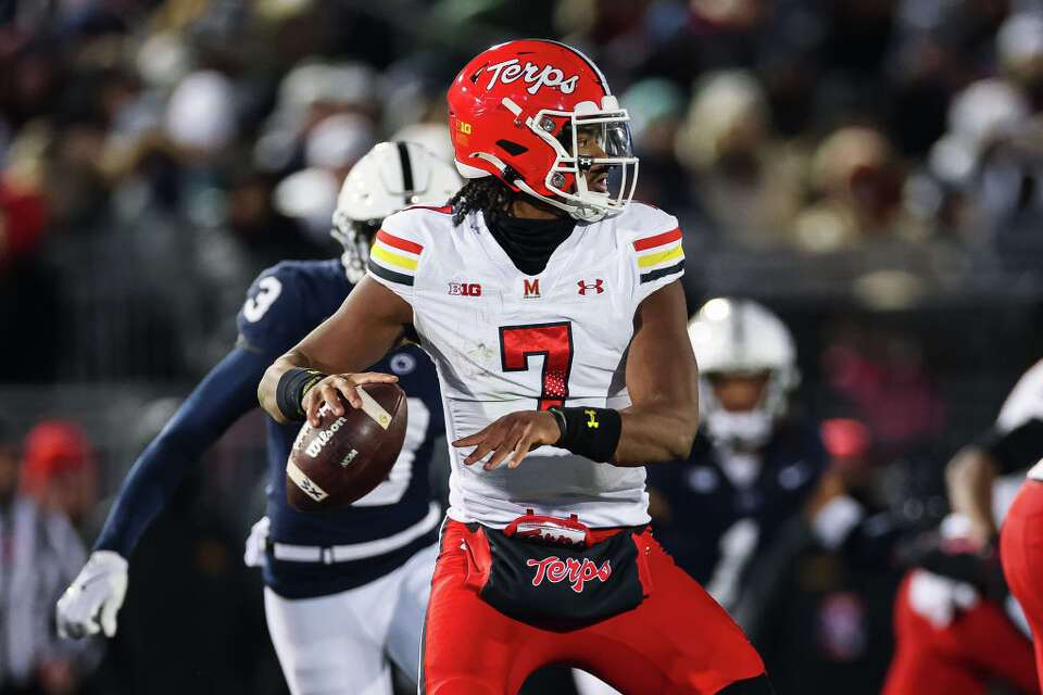 NCAA football transfer portal: Texas signs backup QB MJ Morris