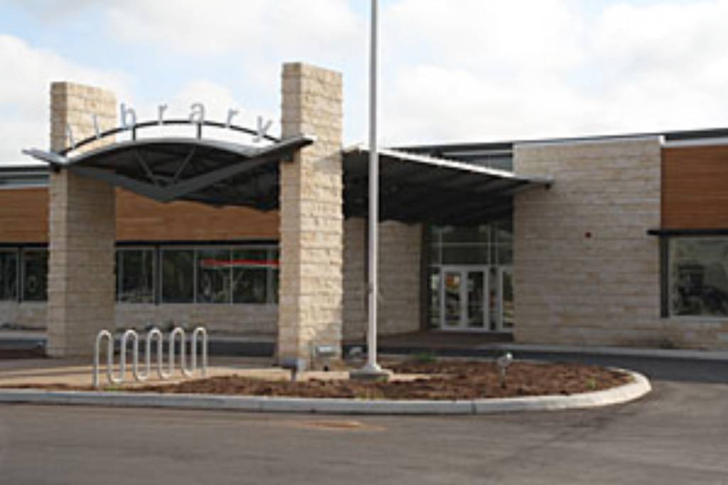 New Schertz library opens doors Saturday