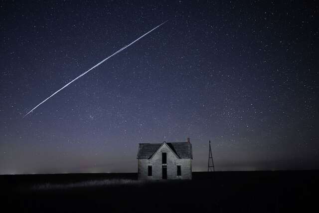 Study shows how earthquake monitors can track space junk through sonic ...