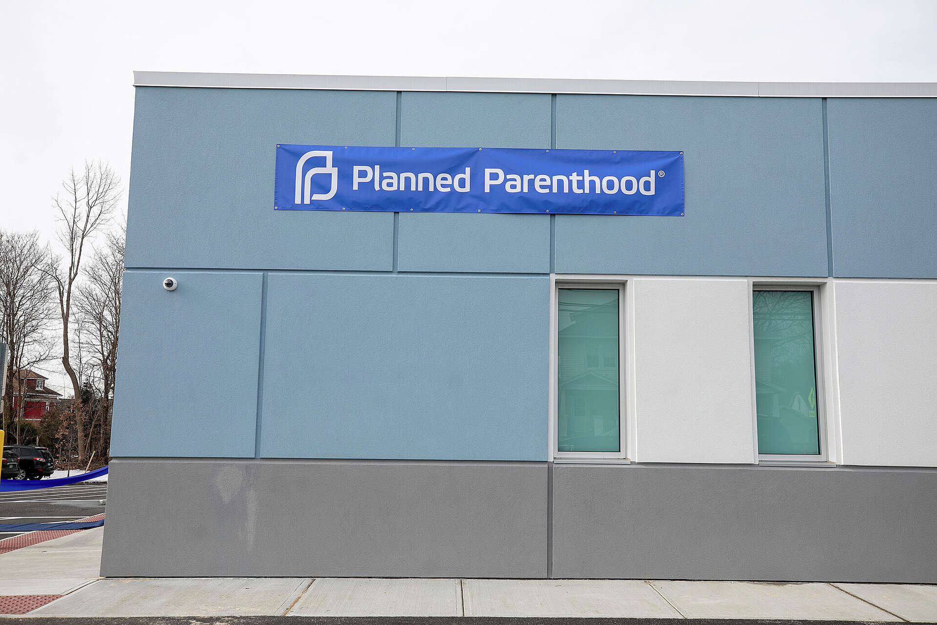 Planned Parenthood expands CT center amid federal funding uncertainty