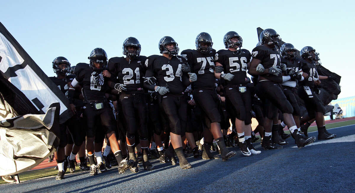 Steele 48, McAllen Memorial 31