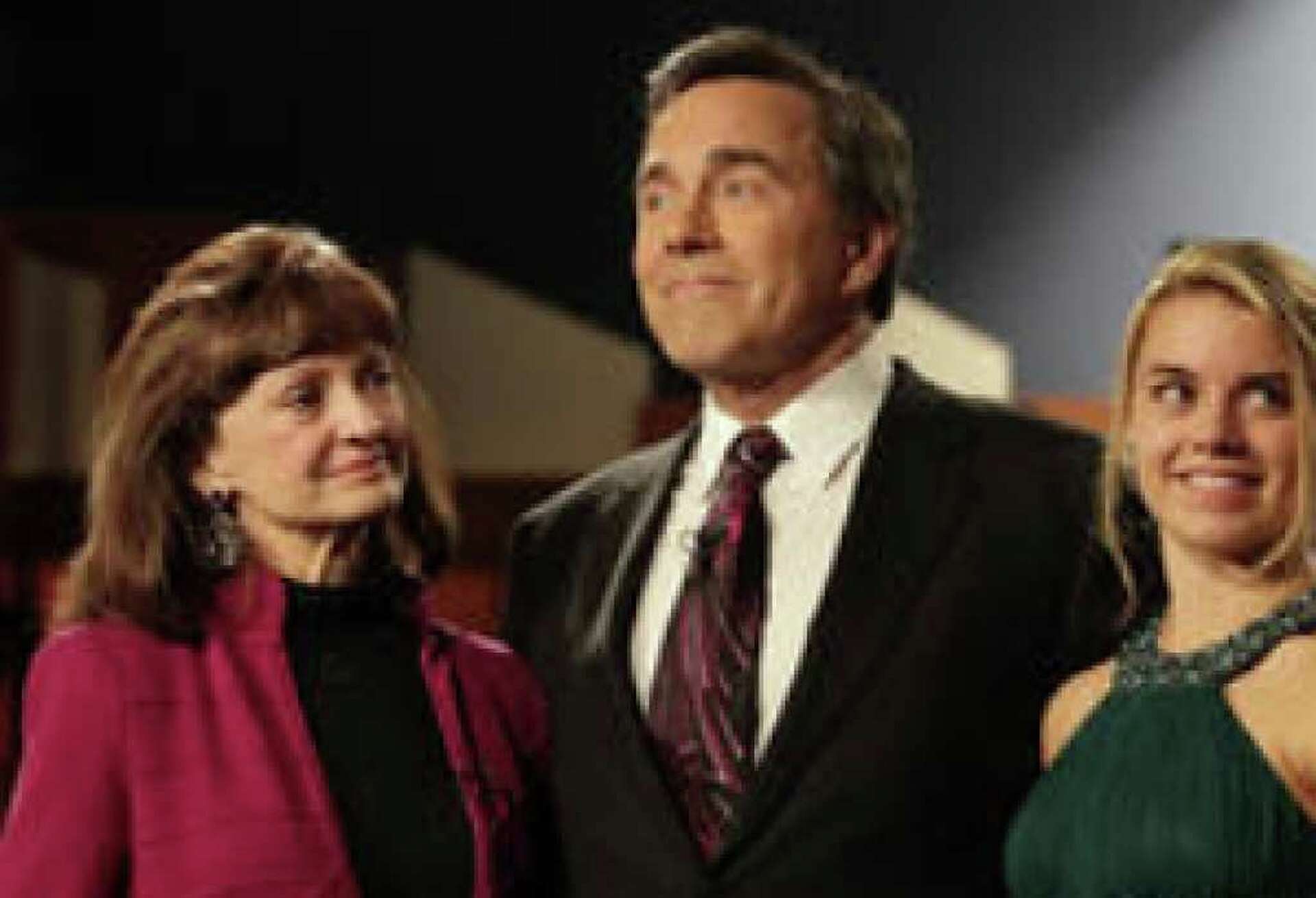 Former San Antonio TV superstar Chris Marrou anchoring again