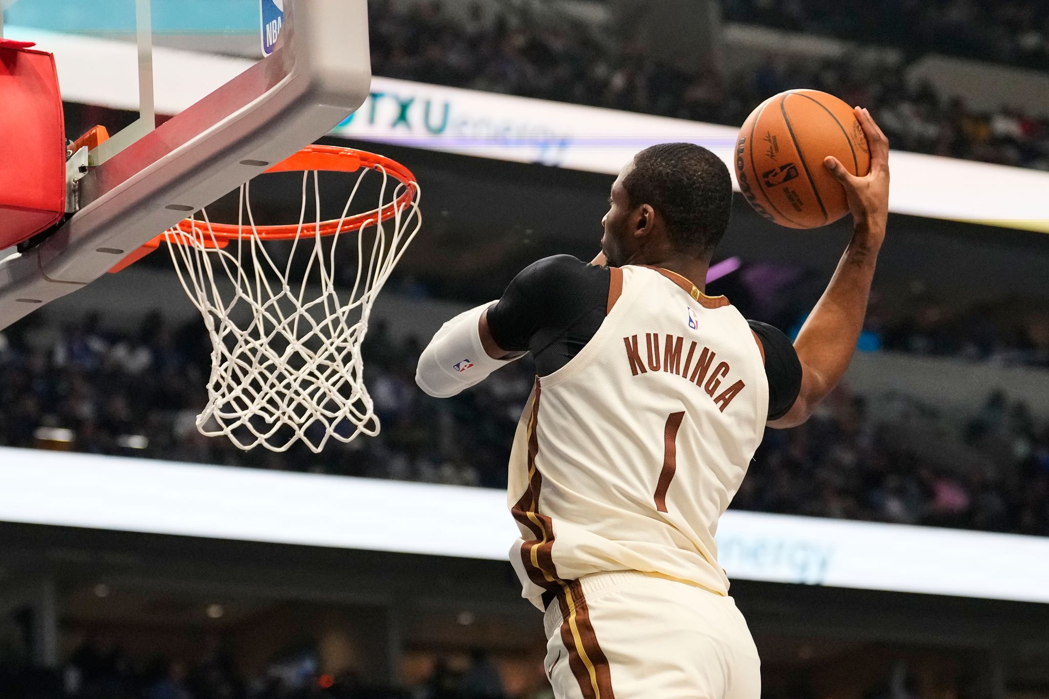 Hawks' new forward Jonathan Kuminga is out at least through All-Star ...