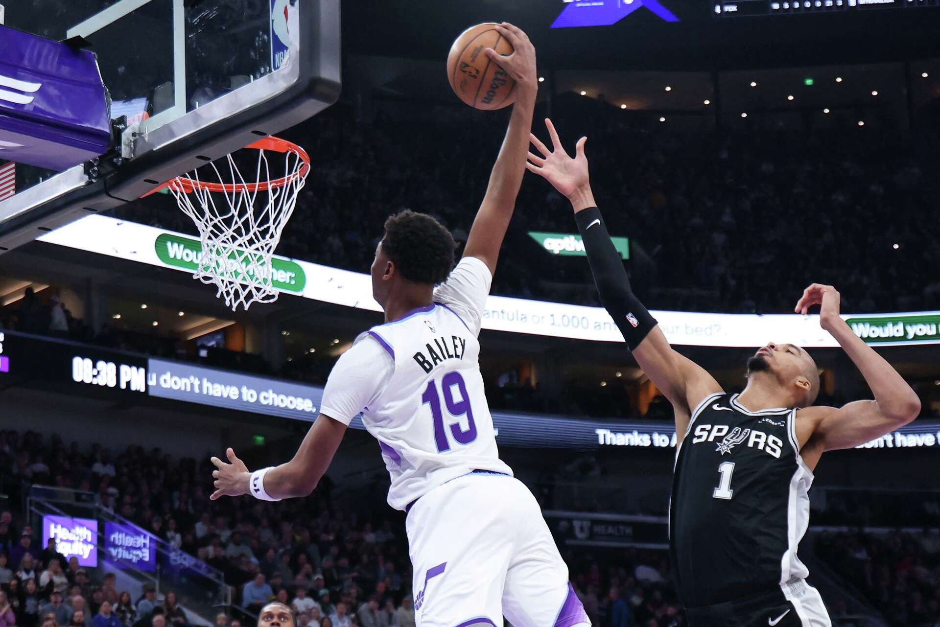 3 takeaways as De'Aaron Fox shoots Spurs to a win at Utah