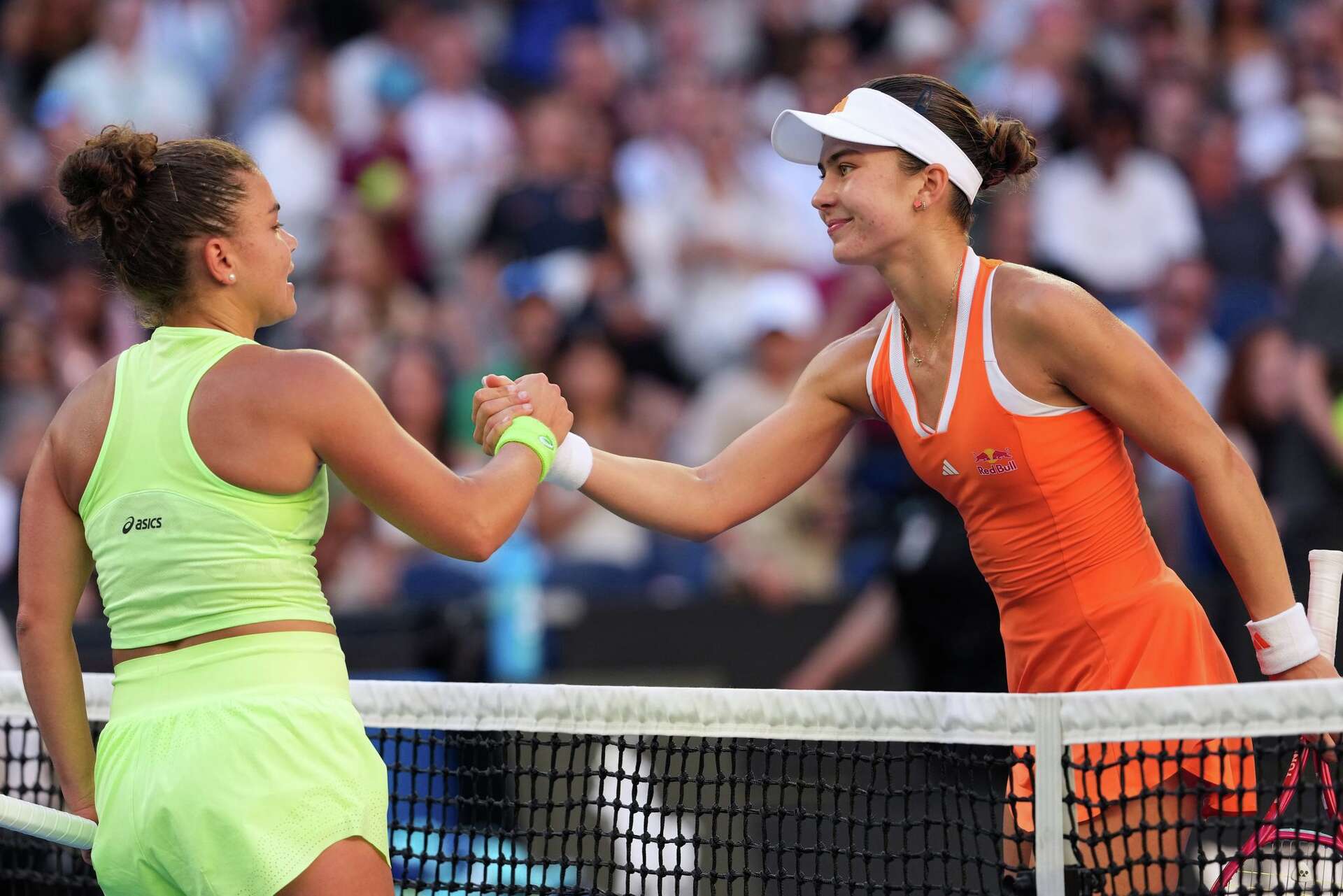 Iva Jovic uses advice from Novak Djokovic to upset Jasmine Paolini at ...