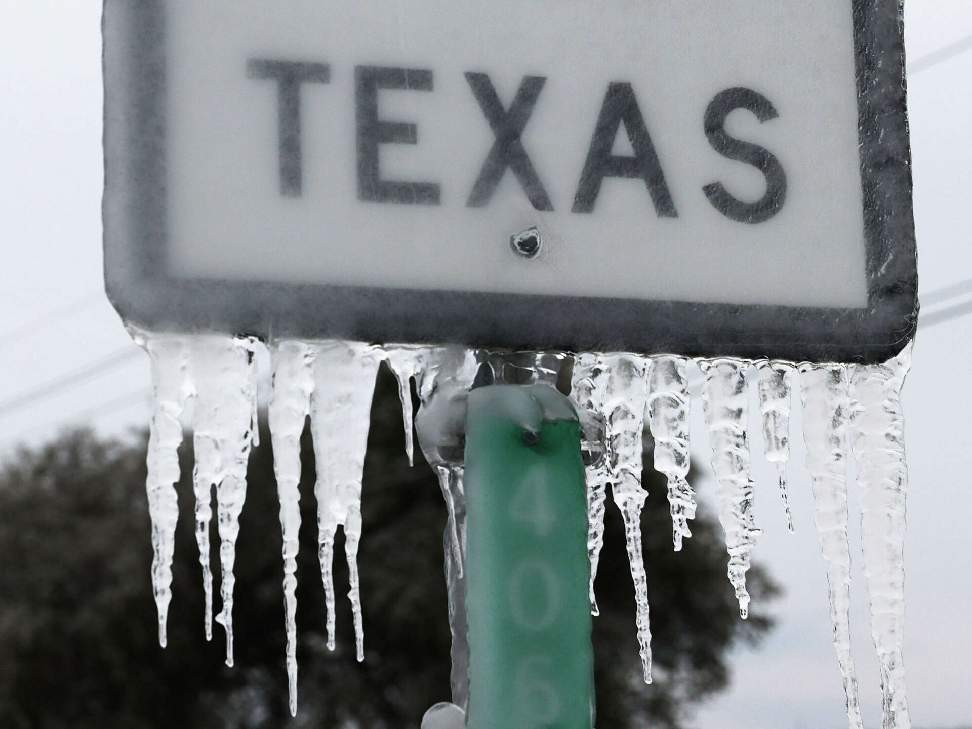 Texas ice forecast is shifting. Here’s what the NWS says now.