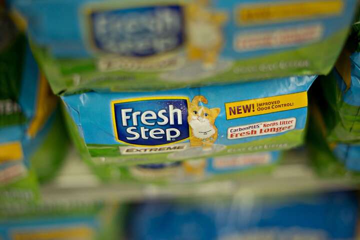 Fussy cats are refusing to go back to Clorox's Fresh Step litter