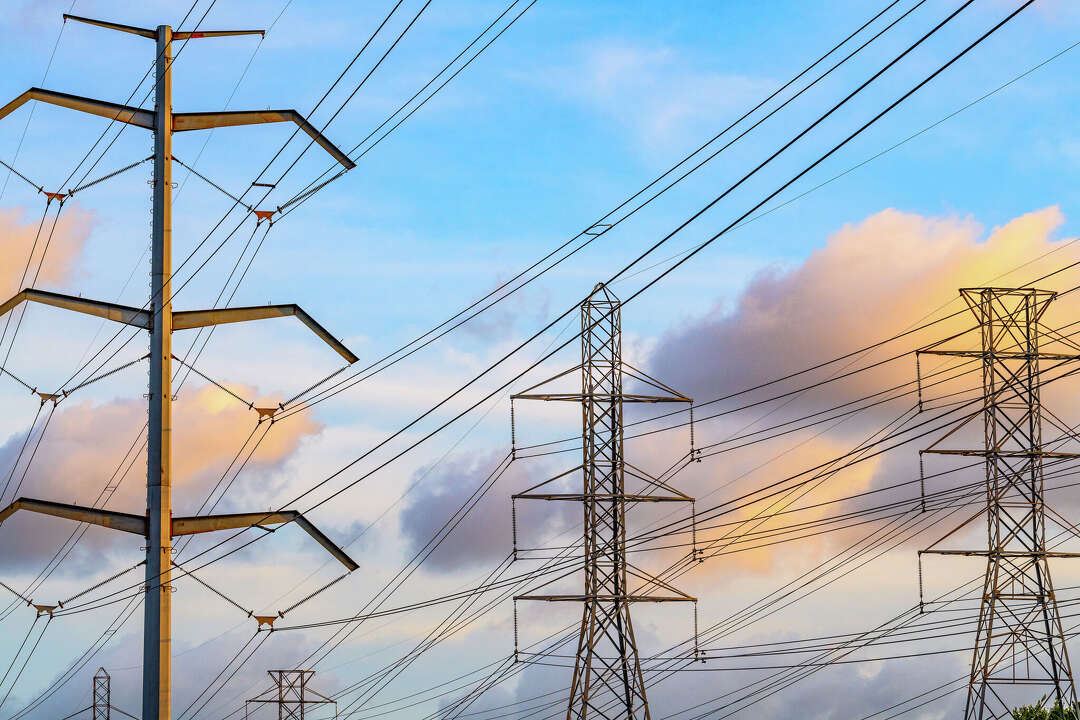 Power restored in Austin suburb slammed by over 1,000 impacted
