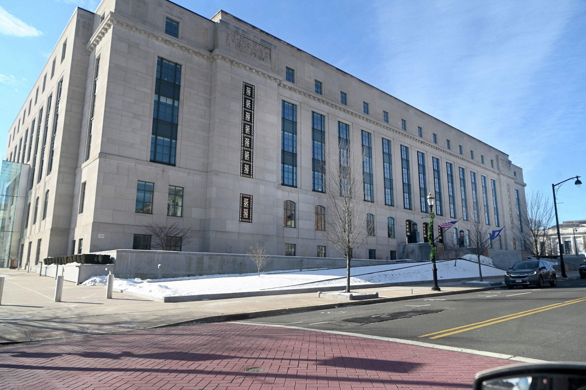 CT trooper had sex with guard on duty at state building, official says