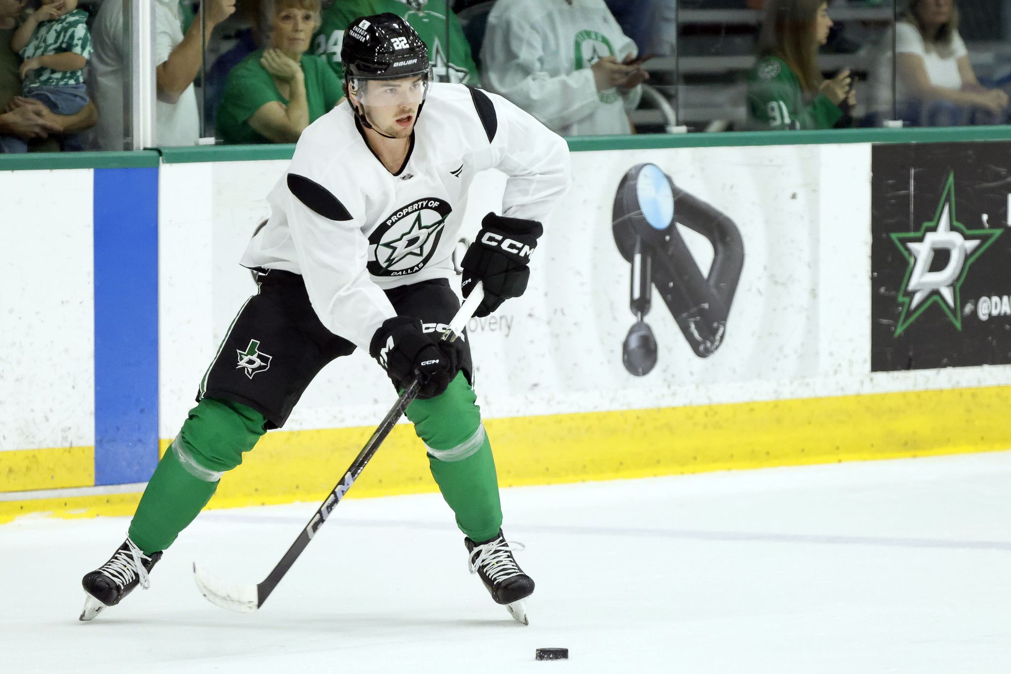 Tyler Seguin out; Maverik Bourque set for Stars season debut